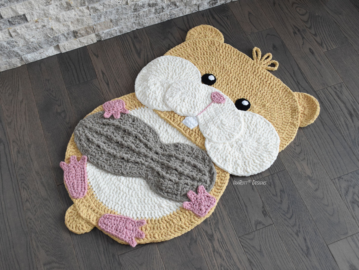 Peanut The Hamster Rug Crochet Pattern – IraRott Designs