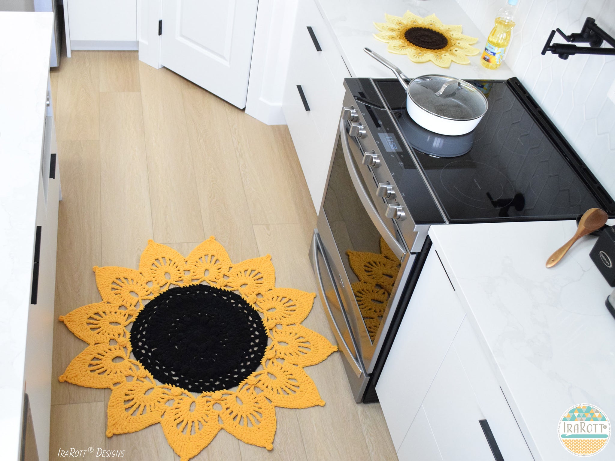 Sunflower Power Doily Rug Crochet Pattern – IraRott Designs
